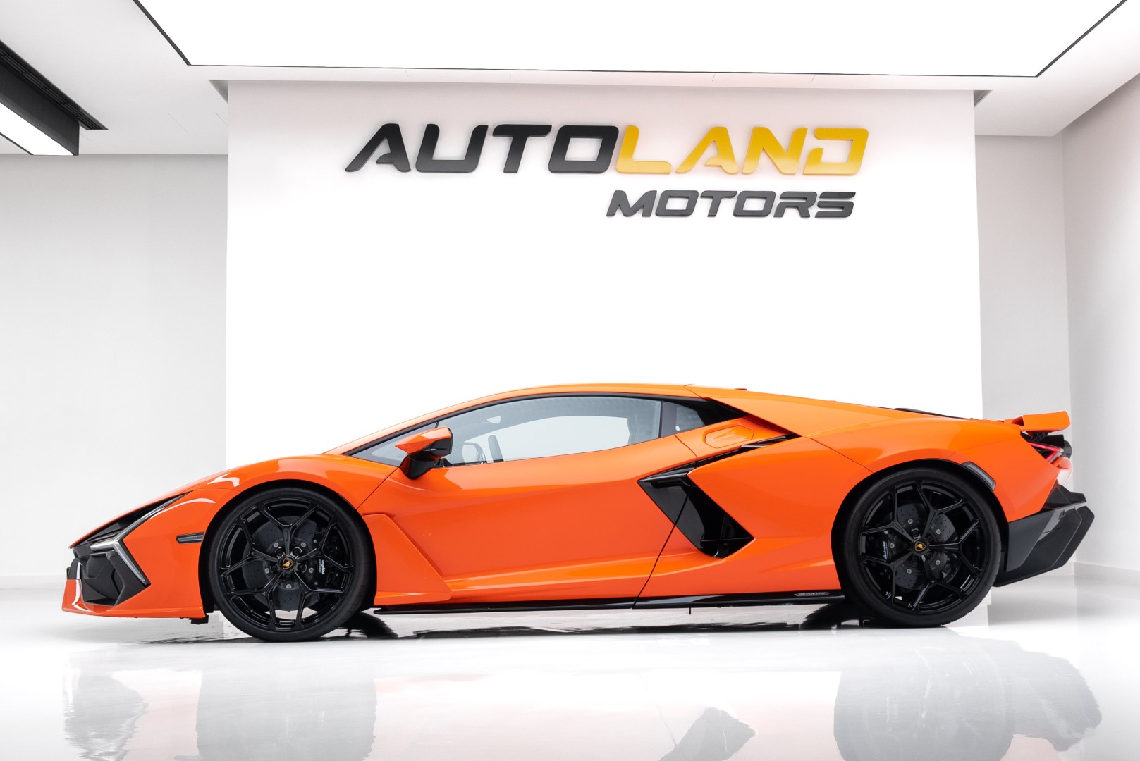 Buy a new car in Dubai | Best used car dealers in Dubai | auto land motors